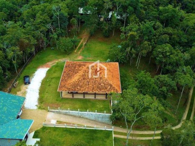 Casa à venda em Campos do Jordão