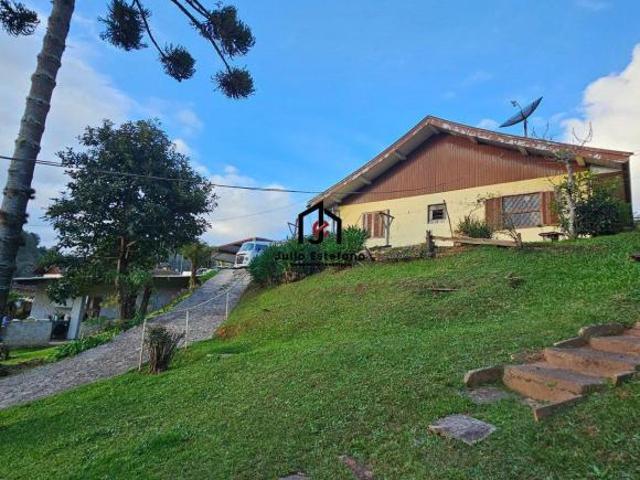 Casa à venda em Campos do Jordão