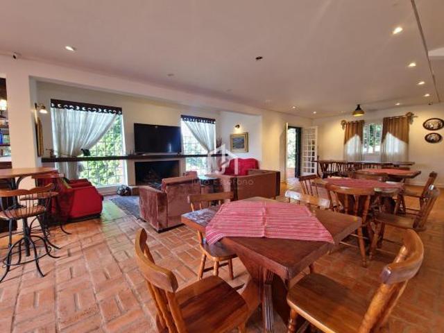 Casa à venda em Campos do Jordão
