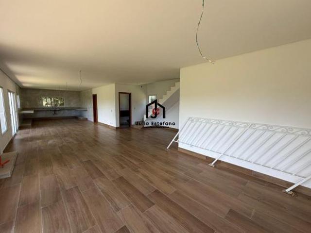 Casa à venda em Campos do Jordão