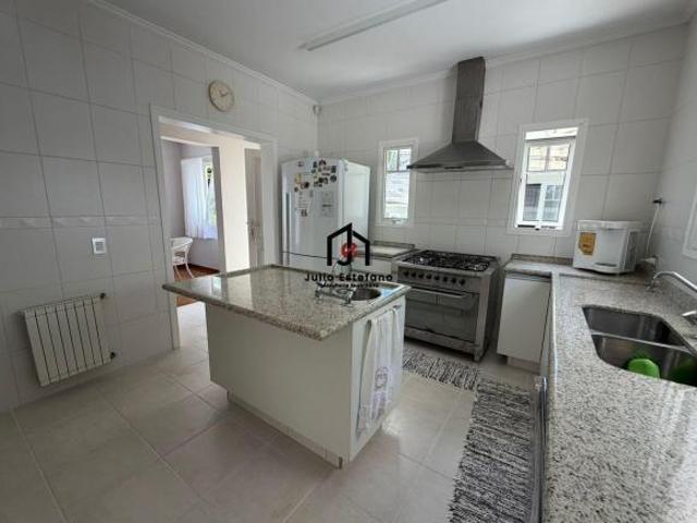 Casa à venda em Campos do Jordão