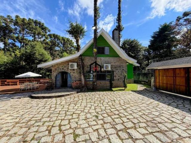 Casa à venda em Campos do Jordão