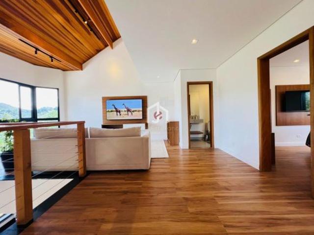 Casa à venda em Campos do Jordão