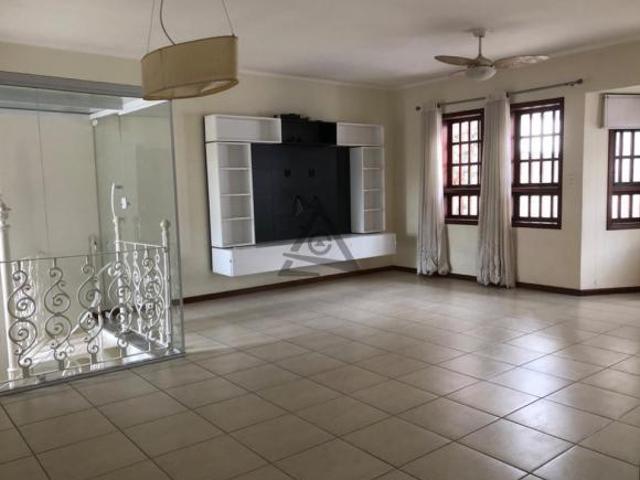 Casa à venda em Campinas, Chácara da Barra, com 3 quartos, com 252 m²