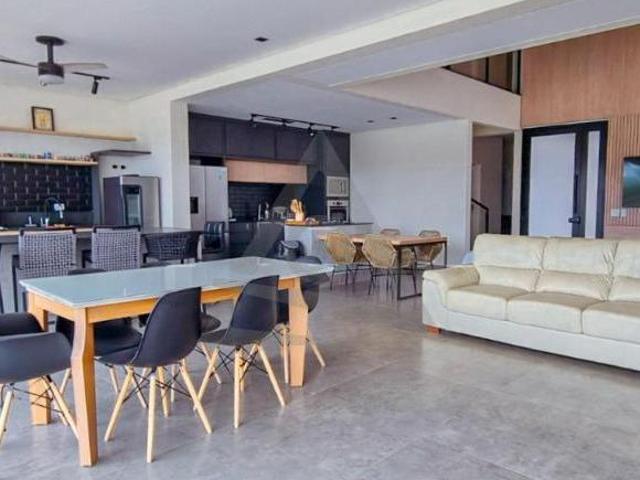 Casa à venda em Campinas, Chácara Santa Margarida, com 2 suítes, com 300 m², Residencial Portinari