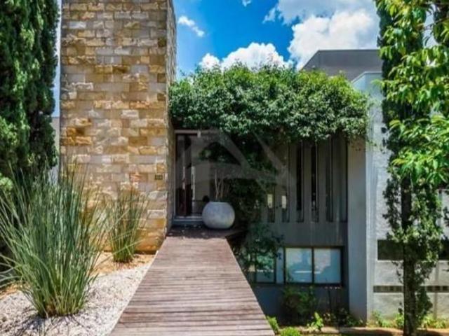 Casa à venda em Campinas, Cidade Universitária, com 4 suítes, com 400 m²