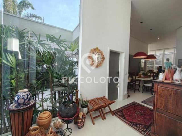 Casa à venda em Campinas, Alphaville Dom Pedro, com 3 suítes, com 278.52 m²