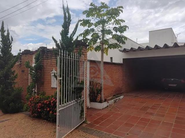 Casa à venda em Campinas, Barão Geraldo, com 3 quartos, com 392.61 m²