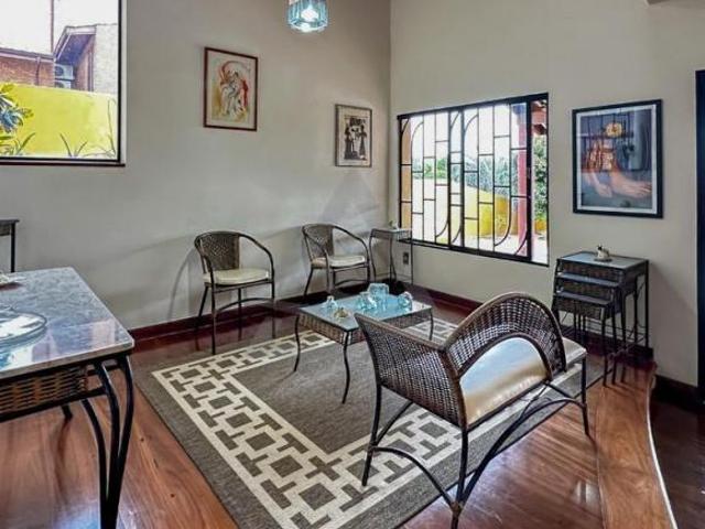 Casa à venda em Campinas, Jardim Madalena, com 5 quartos, com 387 m², Residencial Vila Verde