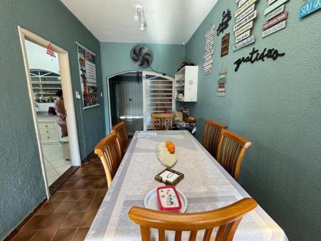Casa à venda em Campinas, Jardim Nossa Senhora Auxiliadora, com 2 quartos, com 153 m²