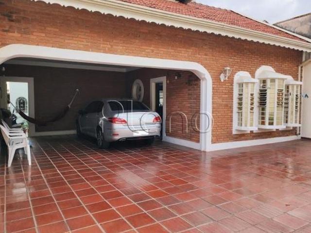 Casa à venda em Campinas, Jardim Nova Europa, com 3 quartos, com 200 m²