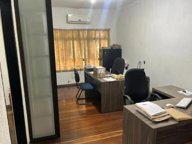Casa à venda em Campinas, Jardim Aurélia, com 3 quartos, com 174 m²