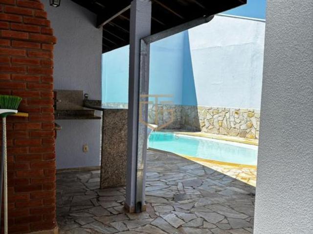 Casa à venda em Campinas, Jardim Aurélia, com 3 quartos, com 170 m²