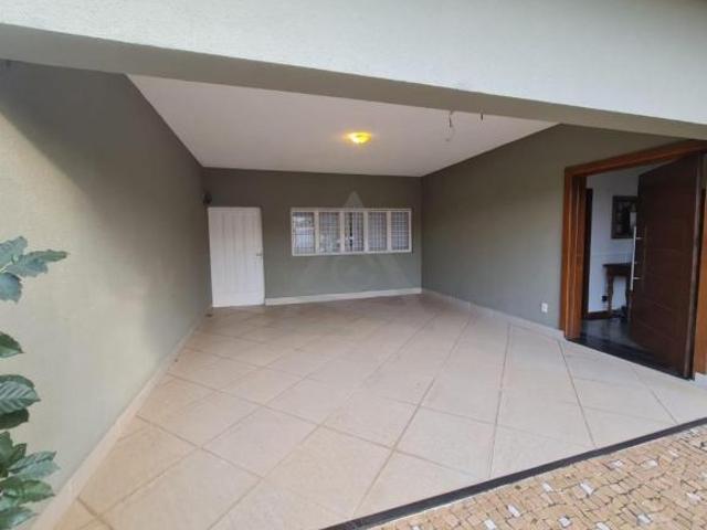 Casa à venda em Campinas, Jardim Aurélia, com 4 quartos, com 264 m²