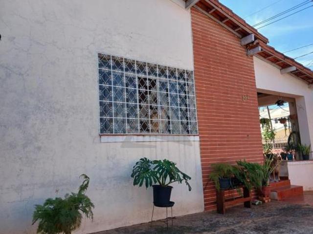 Casa à venda em Campinas, Jardim Bela Vista, com 3 quartos, com 400 m²