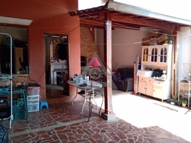 Casa à venda em Campinas, Jardim Dom Bosco, com 3 quartos, com 131 m²