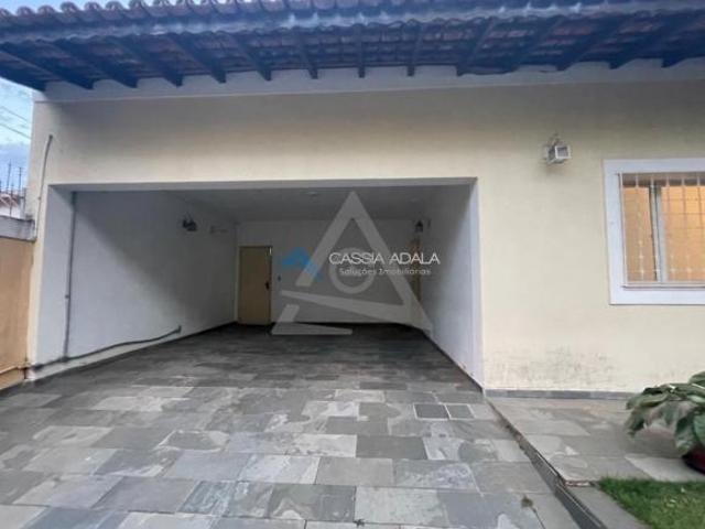 Casa à venda em Campinas, Jardim Flamboyant, com 3 quartos, com 263 m²
