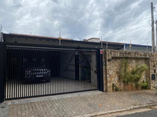 Casa à venda em Campinas, Jardim Guarani, com 3 quartos, com 210 m²