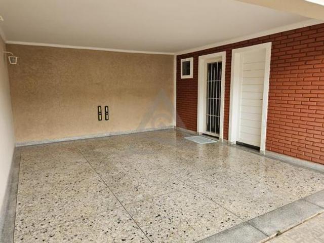 Casa à venda em Campinas, Jardim Guarani, com 4 quartos, com 221 m²