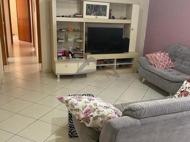 Casa à venda em Campinas, Jardim García, com 4 quartos, com 180 m²