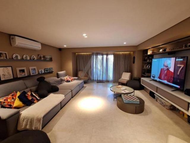 Casa à venda em Campinas, Loteamento Arboreto dos Jequitibás Sousas, com 3 suítes, com 550 m²