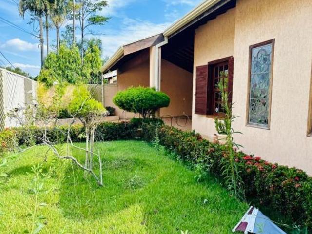 Casa à venda em Campinas, Loteamento Caminhos de São Conrado Sousas, com 3 qua