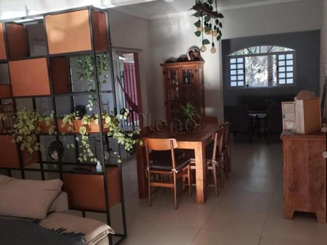 Casa à venda em Campinas, Loteamento Caminhos de São Conrado Sousas, com 4 quartos, com 240 m²
