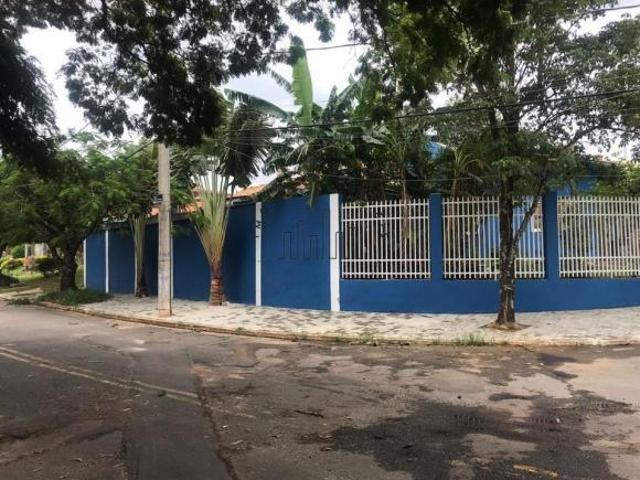 Casa à venda em Campinas, Loteamento Caminhos de São Conrado Sousas, com 4 quartos, com 250 m²