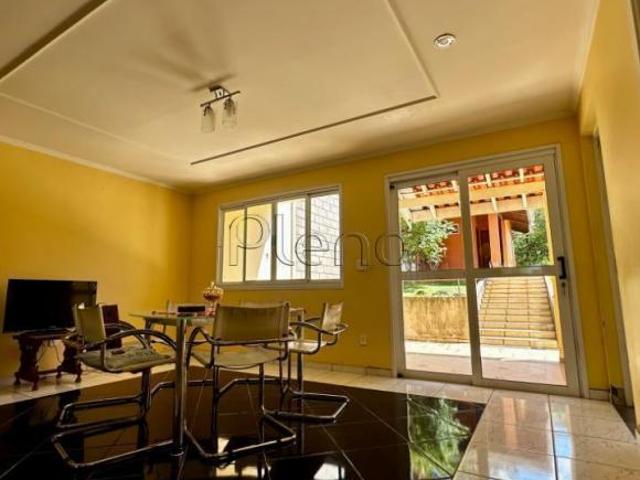 Casa à venda em Campinas, Loteamento Caminhos de São Conrado Sousas, com 4 quartos, com 250 m²