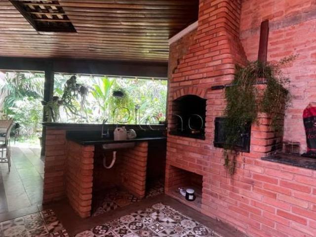Casa à venda em Campinas, Loteamento Chácara Prado, com 3 suítes, com 310 m²