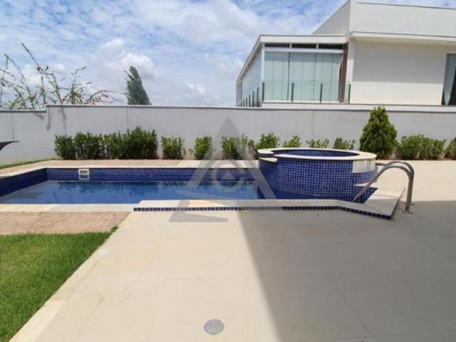 Casa à venda em Campinas, Loteamento Mont Blanc Residence, com 4 suítes, com 364 m²