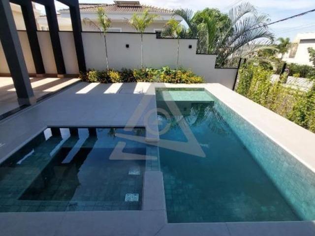 Casa à venda em Campinas, Loteamento Parque dos Alecrins, com 3 suítes, com 320 m²