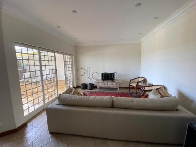 Casa à venda em Campinas, Sousas, com 3 quartos, com 220 m², Jardim Botânico
