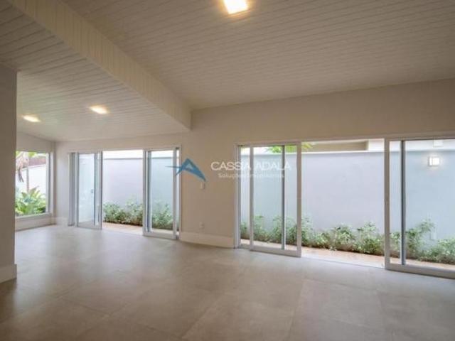 Casa à venda em Campinas, Sítios de Recreio Gramado, com 3 quartos, com 217 m²