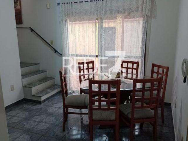 Casa à venda em Campinas SP, Jardim Morumbi: 3 quartos, 1 suíte, 2 salas, 3 banheiros, 2 vagas, 197m