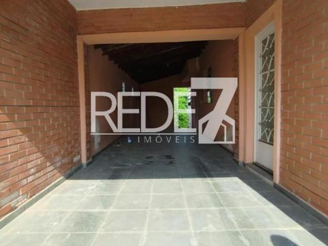 Casa à venda em Campinas SP, Jardim Nova Europa: 2 quartos, 3 salas, 2 banheiros, 6 vagas de garagem