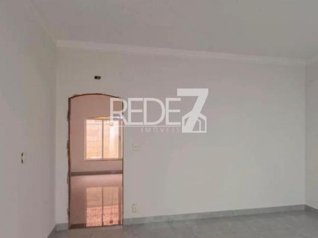 Casa à venda em Campinas SP, Jardim Chapadão: 4 quartos, 2 suítes, 1 sala, 4 banheiros, 4 vagas. Opo