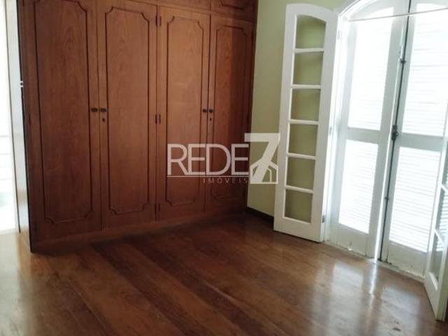 Casa à venda em Campinas SP no Jardim dos Oliveiras: 3 quartos, 1 suíte, 1 sala, 4 banheiros, 2 vaga