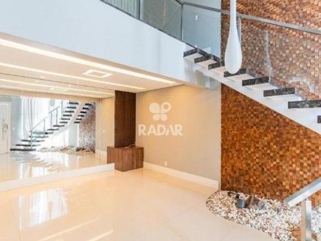 Casa à venda em Campinas, Swiss Park, com 3 suítes, com 250 m²