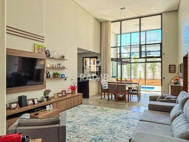 Casa à venda em Campinas, Swiss Park, com 3 suítes, com 204 m²