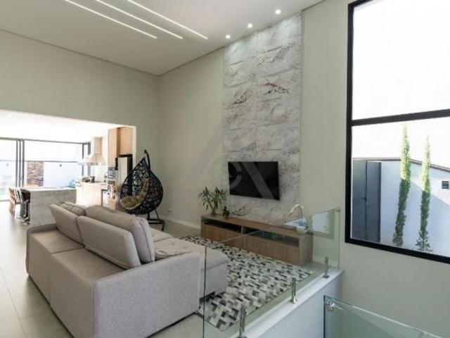 Casa à venda em Campinas, Swiss Park, com 3 suítes, com 210 m², Davos Swiss Park