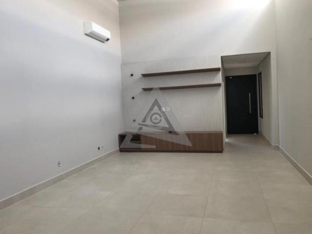 Casa à venda em Campinas, Swiss Park, com 3 suítes, com 219 m², Baden Swiss Park