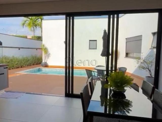 Casa à venda em Campinas, Swiss Park, com 3 suítes, com 221 m²