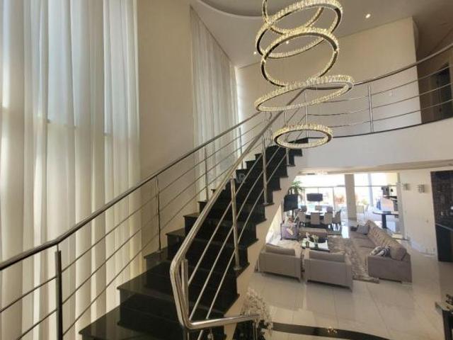 Casa à venda em Campinas, Swiss Park, com 3 suítes, com 374 m²