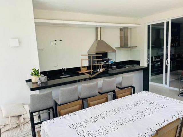 Casa à venda em Campinas, Swiss Park, com 3 suítes, com 317 m², Swiss Park
