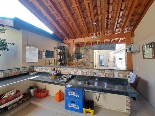Casa à venda em Campinas, Parque Alto Taquaral, com 3 suítes, com 168 m²