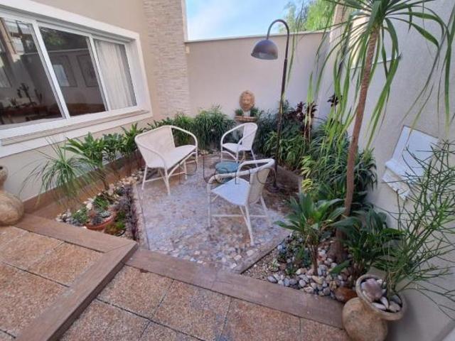 Casa à venda em Campinas, Parque das Flores, com 4 suítes, com 300 m²