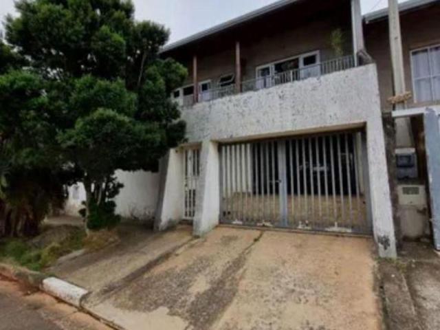 Casa à venda em Campinas, Parque Jambeiro, com 3 quartos, com 238 m²