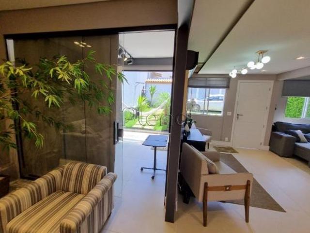 Casa à venda em Campinas, Parque Rural Fazenda Santa Cândida, com 3 quartos, com
