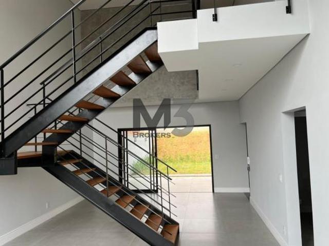 Casa à venda em Campinas, Parque Rural Fazenda Santa Cândida, com 3 suítes, com 196 m²